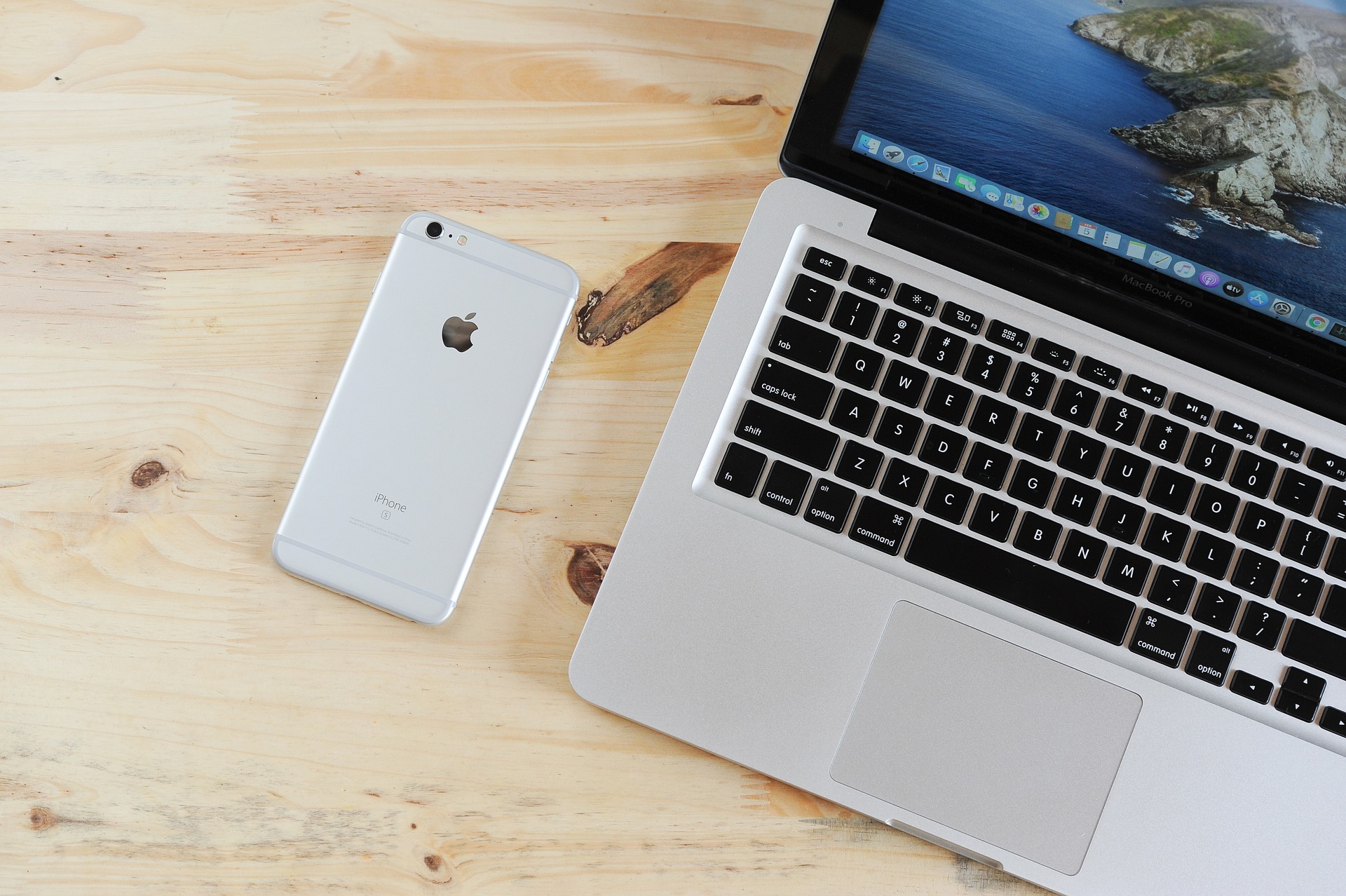 iPhone Privacy Revealed To Be Weaker Than Expected In New Report