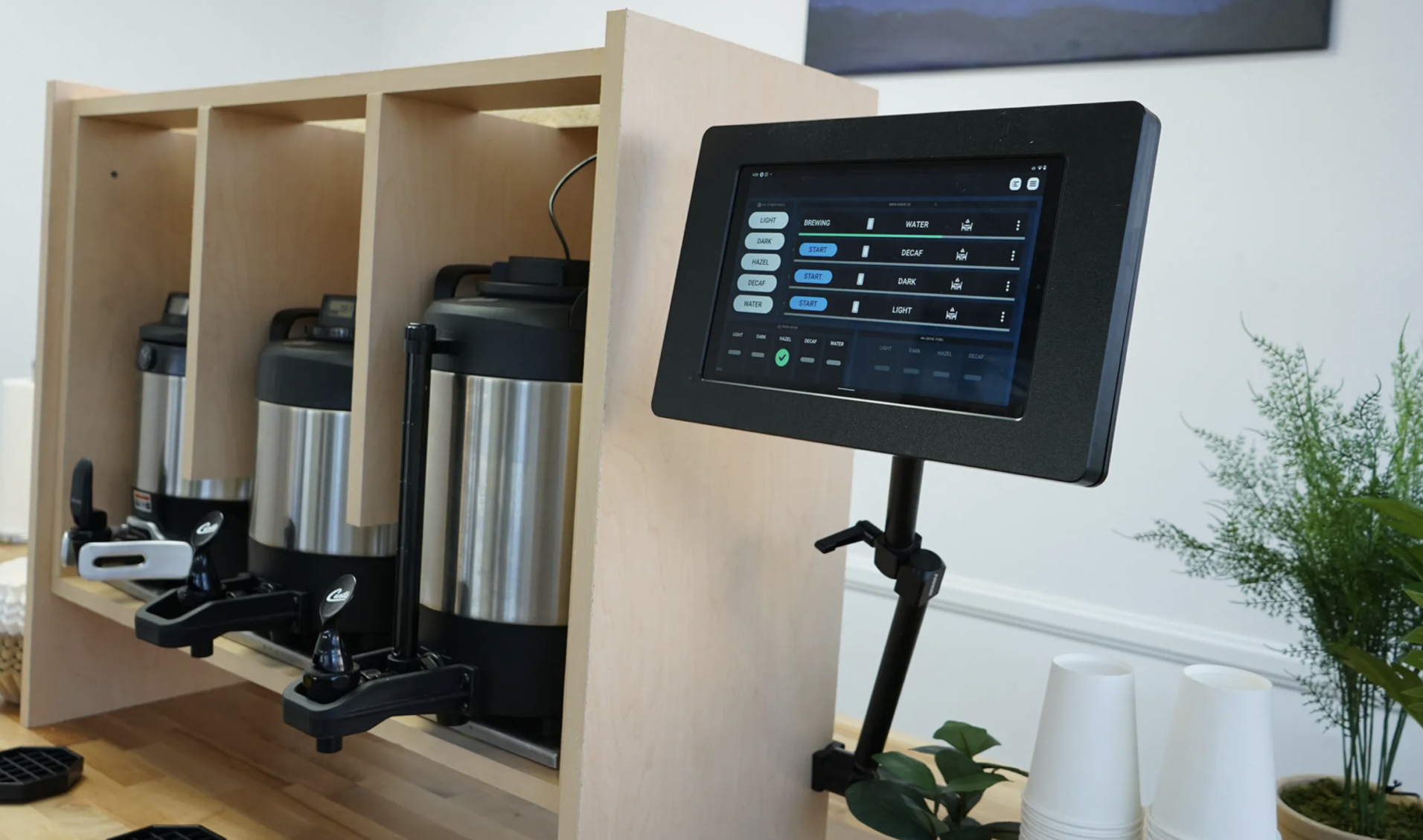 Applebees & IHOP Replacing Staff With Robots?