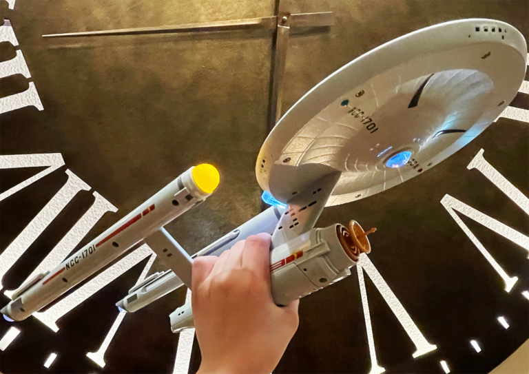 Playmates' Classic Star Trek Enterprise Toy: Unboxing And Review