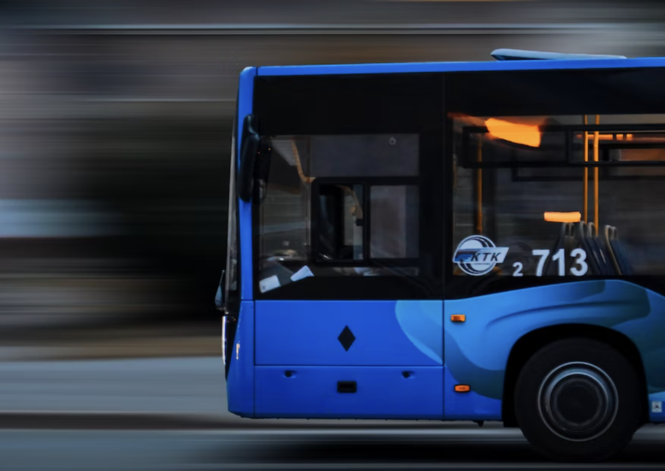 Aldi Has A Bus It Uses To Pick People Up From Competing Retailers