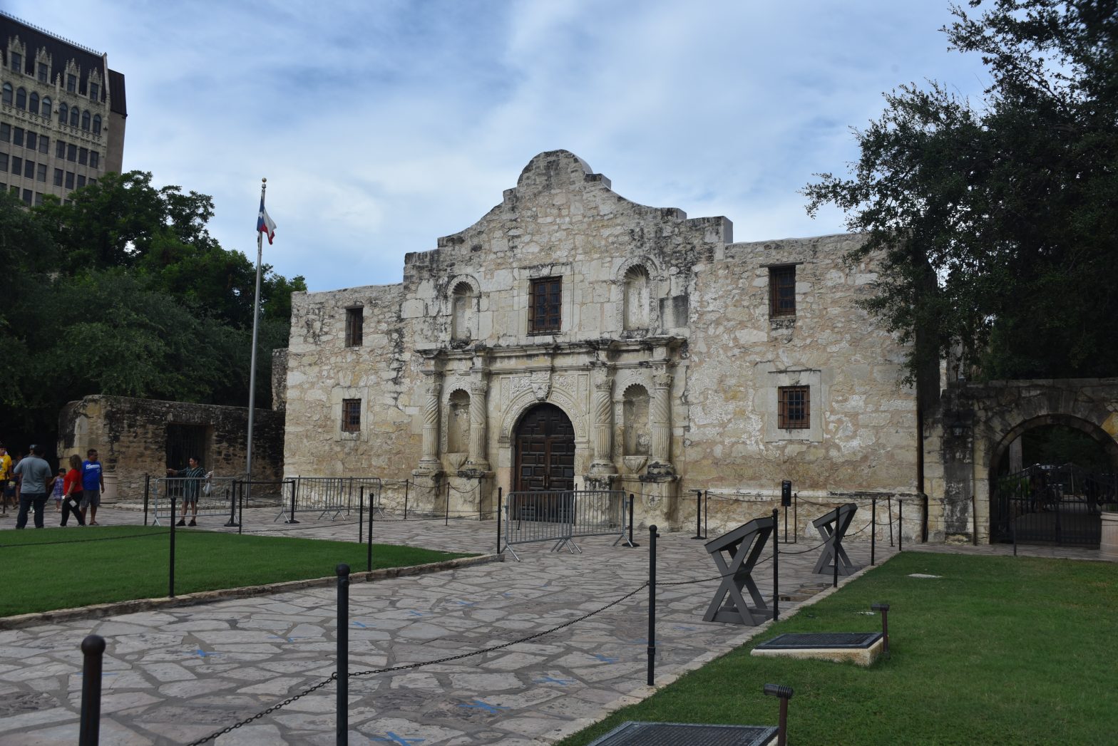The Best Ways To Remember The Alamo And Why It's Important