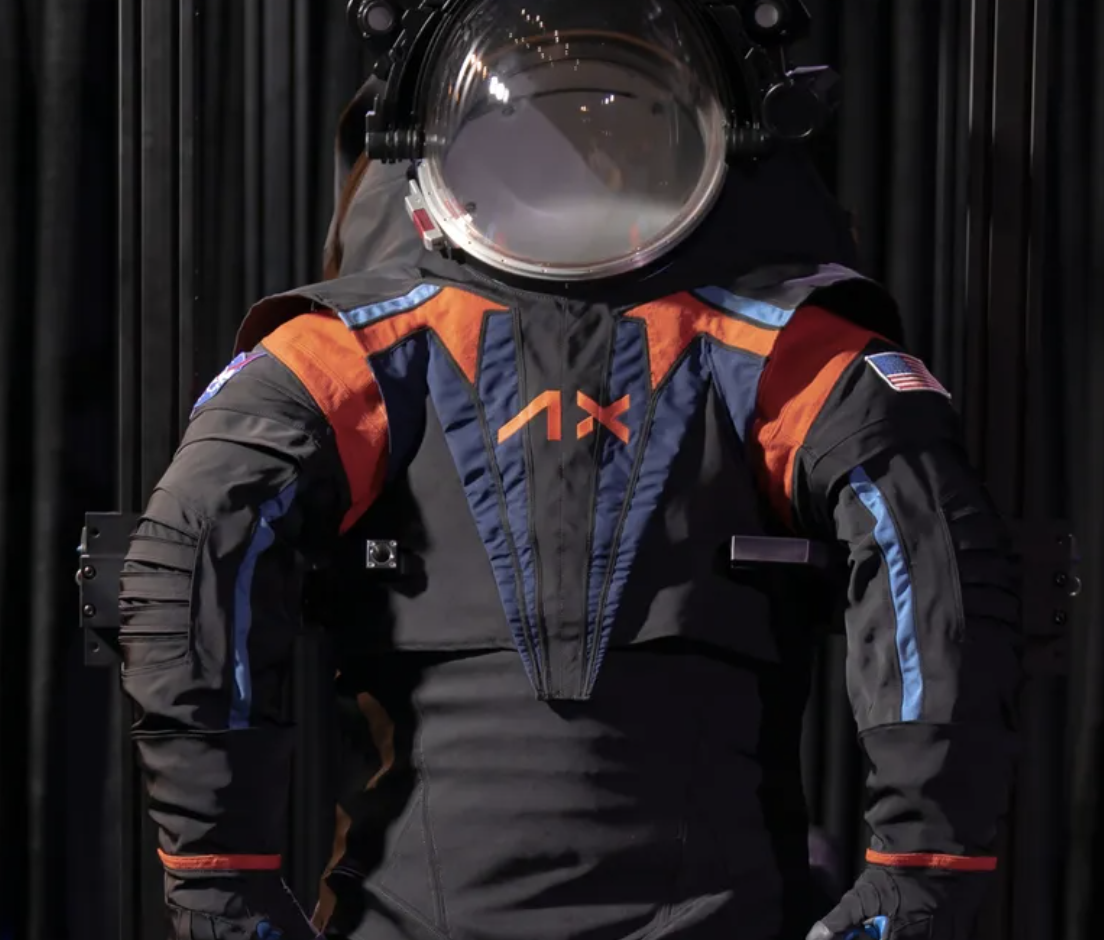 NASA Radically Redesigns Space Suits For The First Time In 40 Years ...